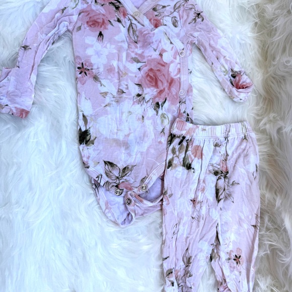 Posh Peanut | Matching Sets | Posh Peanut Pink Floral Set | Poshmark